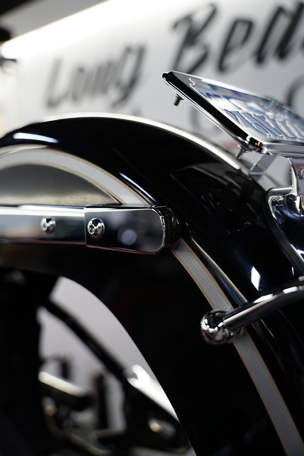 LIGHTS – Long Beach Custom Baggers