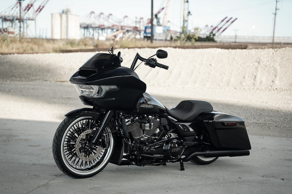 2024 Smooth Lip With Black Twisted Spokes – Long Beach Custom Baggers