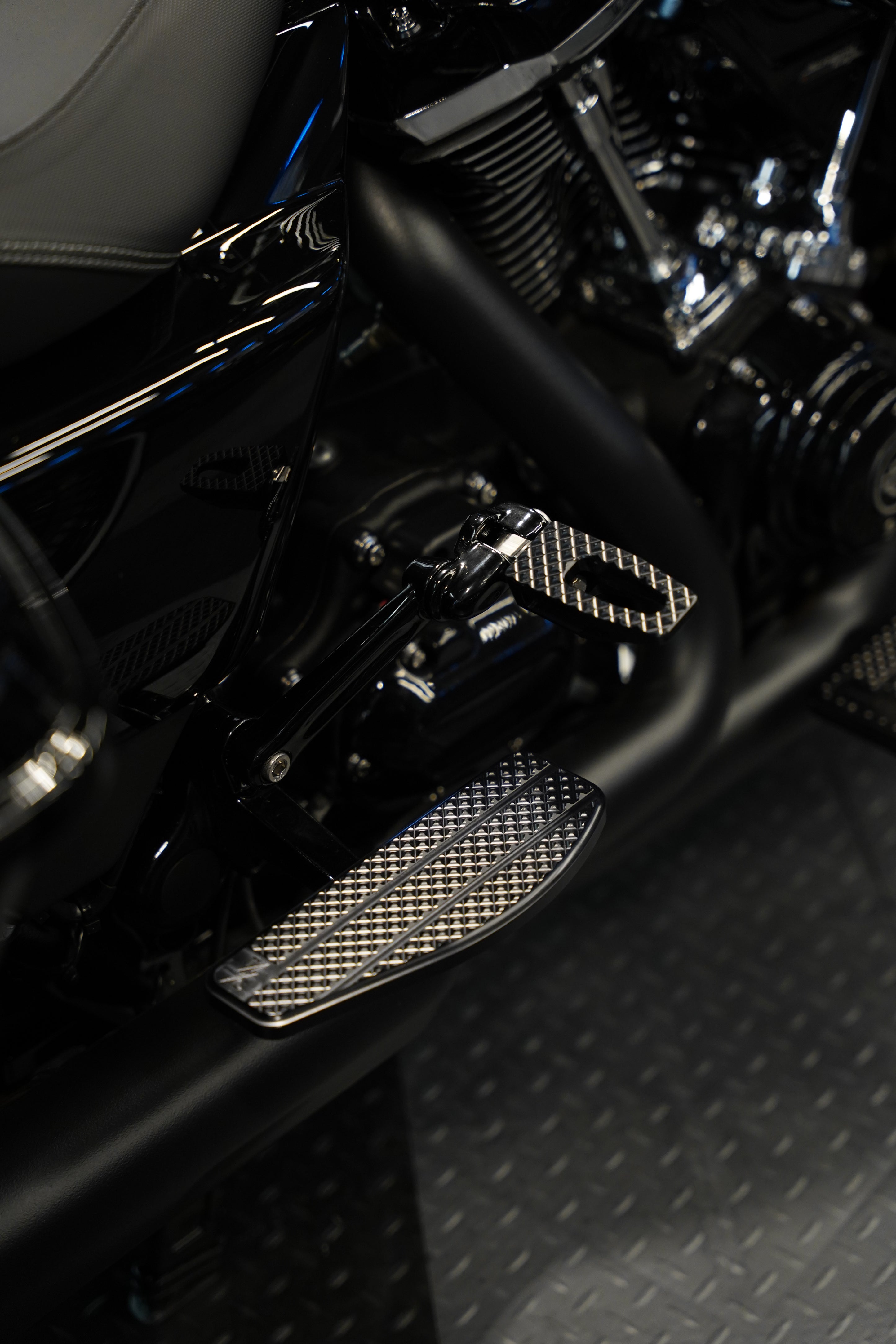 2014-2024 Bagger Floorboard Kit – Long Beach Custom Baggers