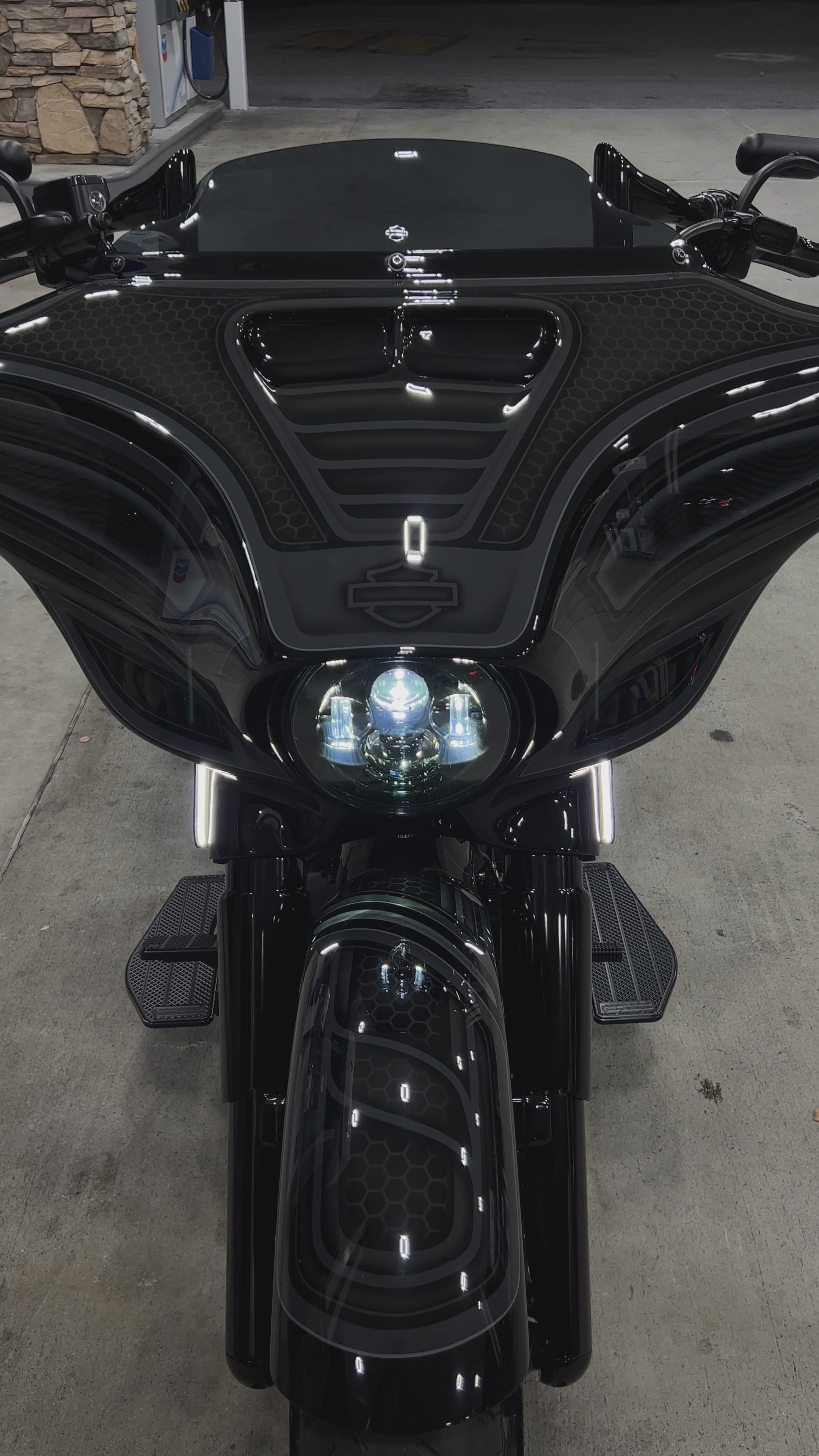 LIGHTS – Long Beach Custom Baggers